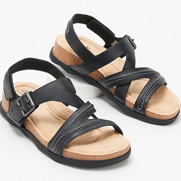 Clarks | Shoes | Clarks Collection Brynn Step Adjustable Sandals | Poshmark